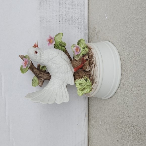 Accents | White Dove Porcelain Music Box | Poshmark